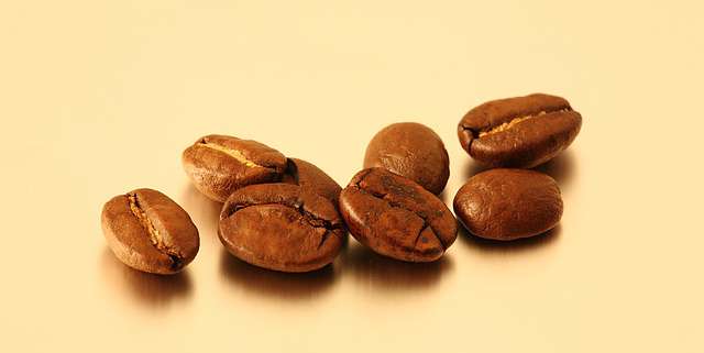 Using Coffee Color Analysis to Accurately Measure Light Roasts | HunterLab